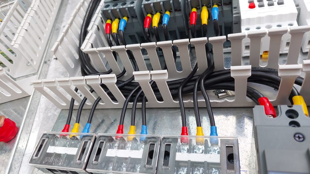 Terminal Trong Ngành Điện Là Gì? Cấu Tạo, Phân Loại Terminal